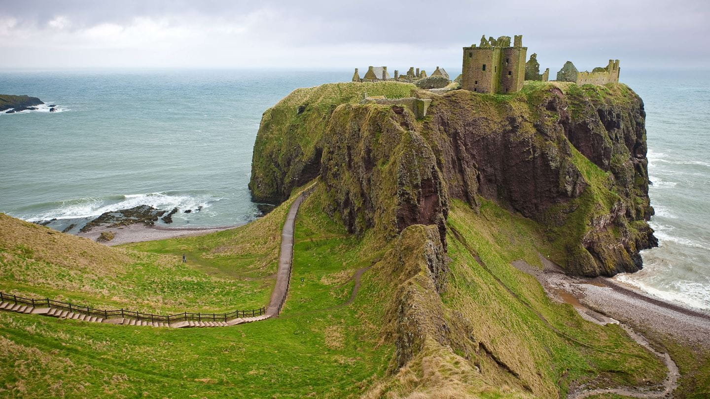 Cheap flights to Scotland | Plane tickets 2026 ️ | easyJet