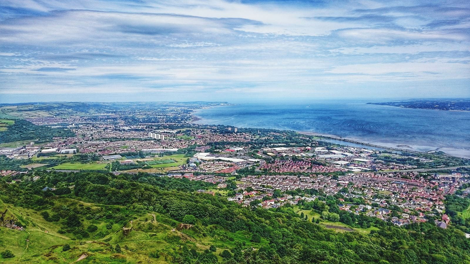 Cheap flights from Edinburgh to Belfast Intl from | easyJet