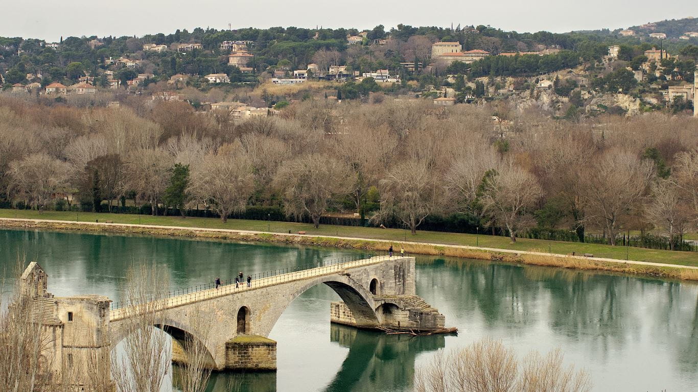 Cheap flights to Avignon | Plane tickets 2026 ️ | easyJet