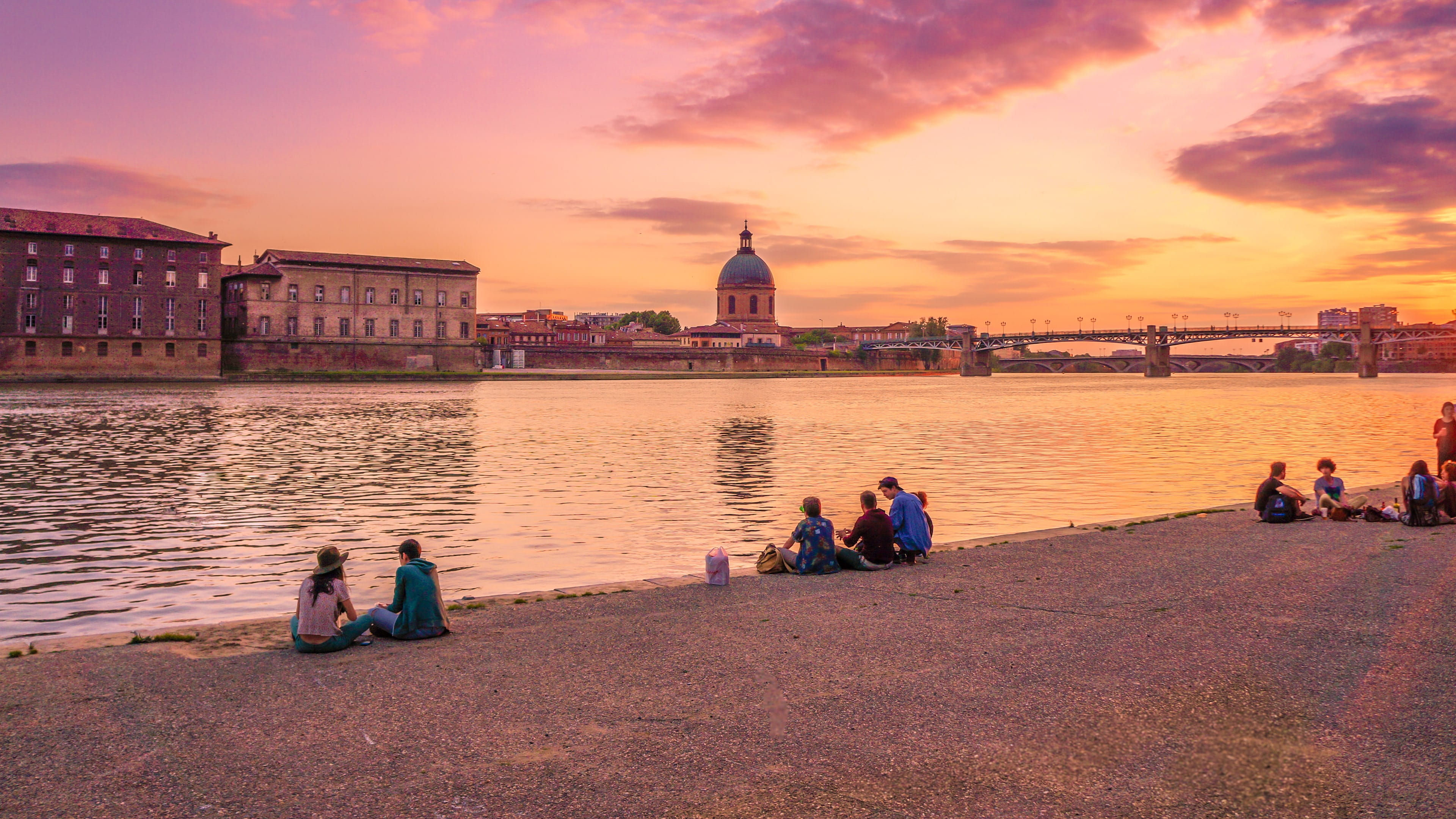 Cheap flights to Toulouse | Plane tickets 2026 ️ | easyJet
