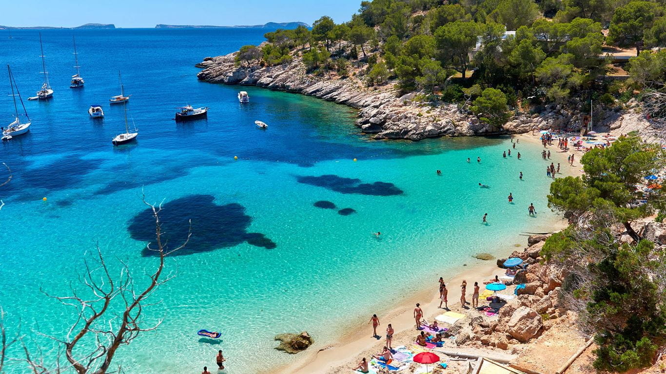 Cheap flights from Manchester to Ibiza from | easyJet