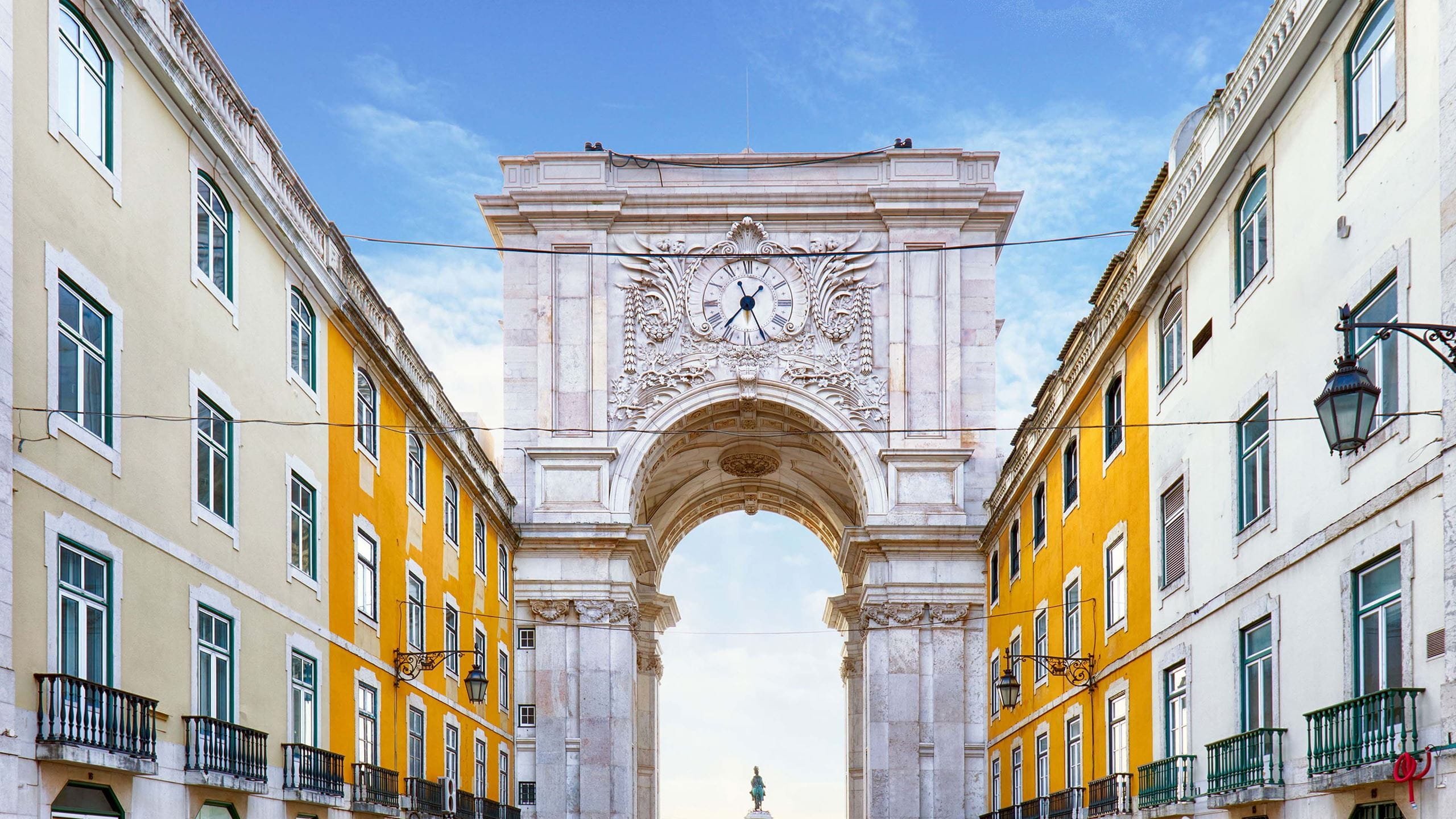 Cheap flights to Lisbon | Plane tickets 2026 ️ | easyJet