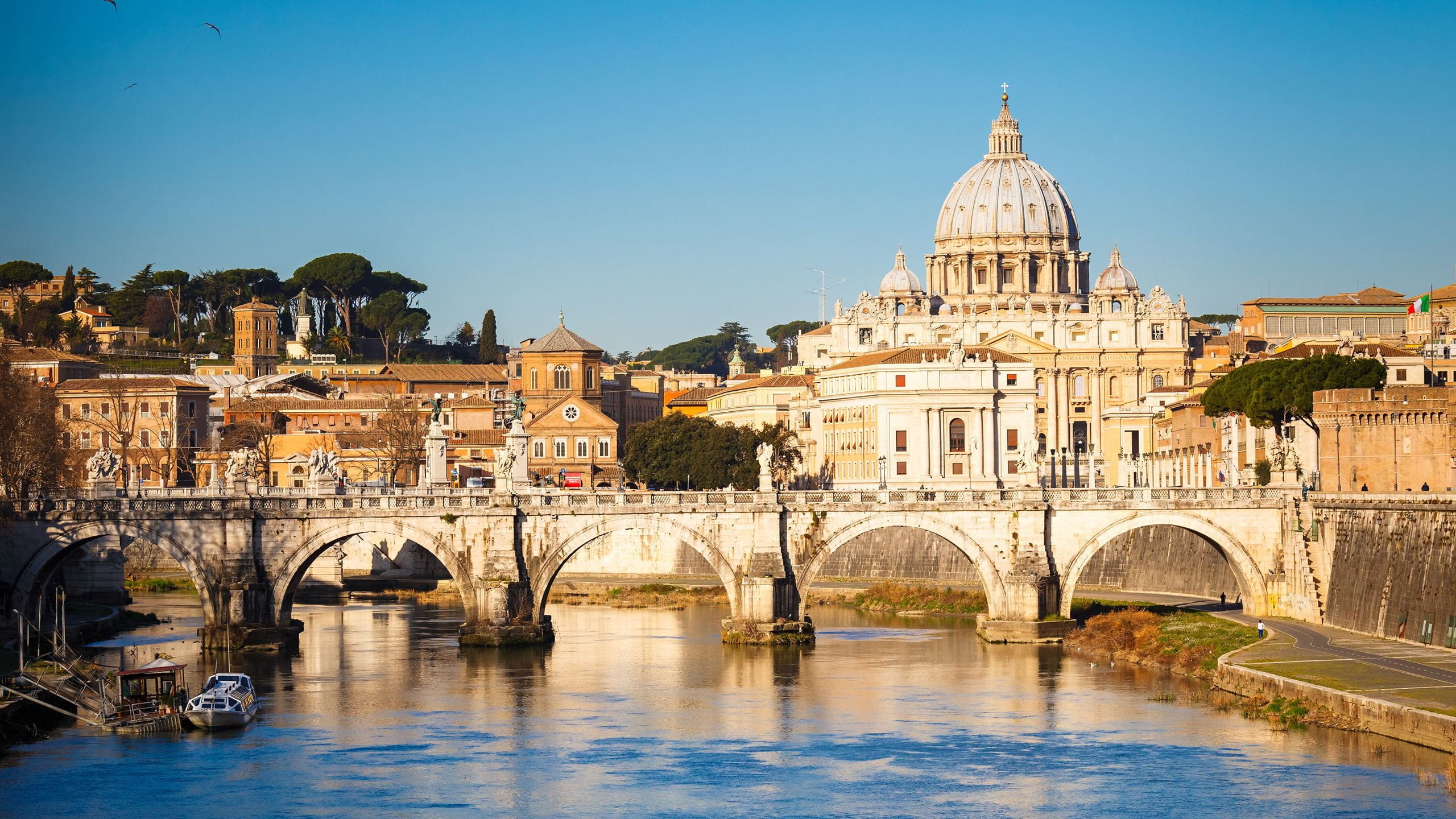 Cheap flights to Italy | Plane tickets 2026 ️ | easyJet