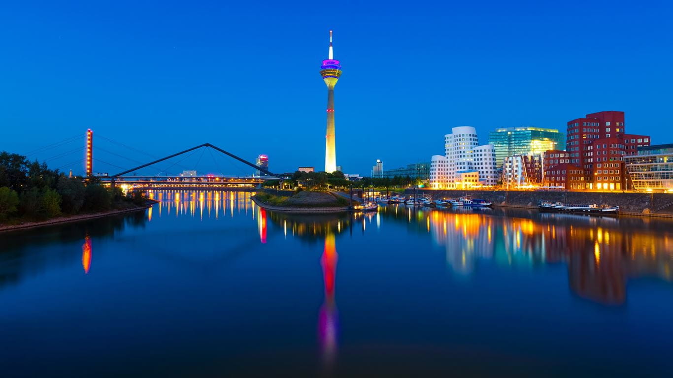 Cheap flights to Dusseldorf | Plane tickets 2026 | easyJet