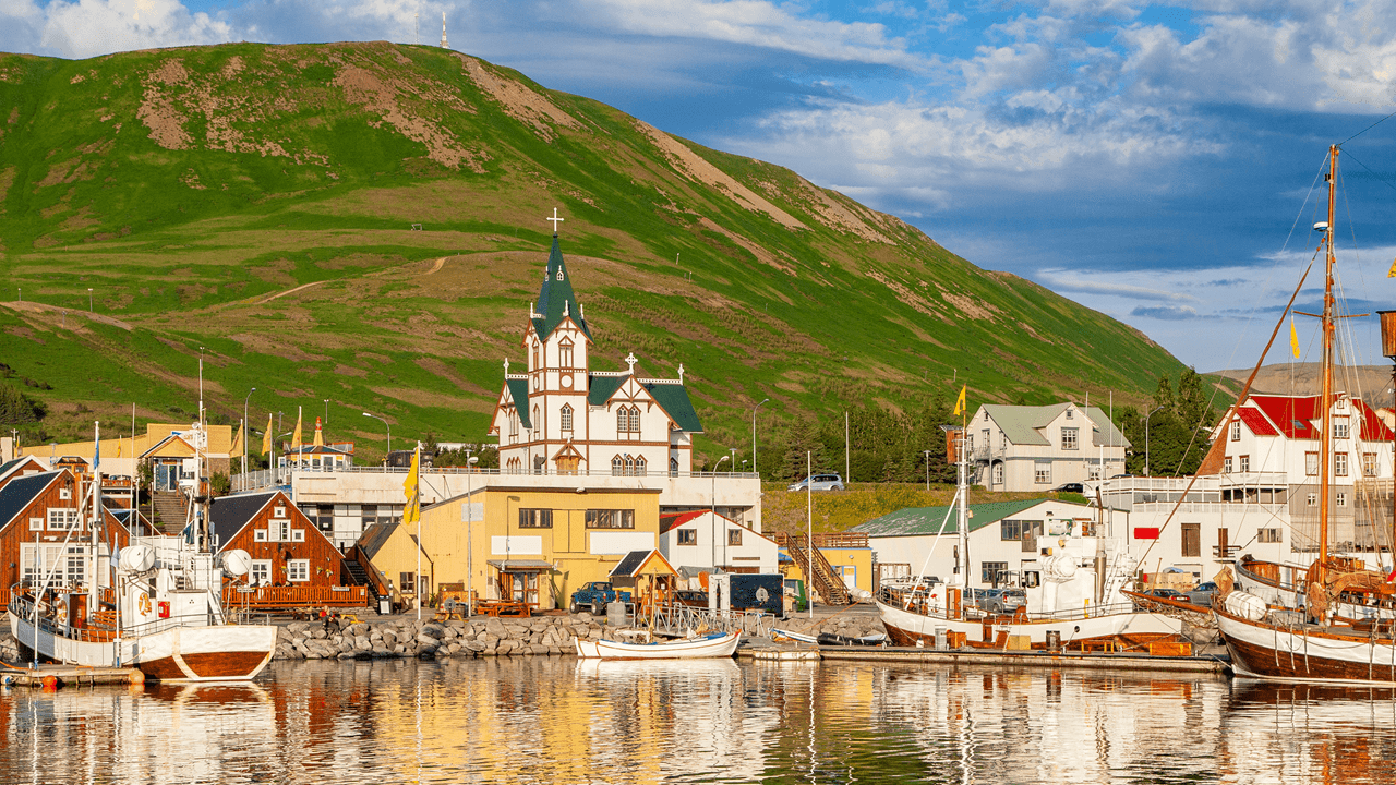Cheap flights to Akureyri | Plane tickets 2026/6 ️ | easyJet