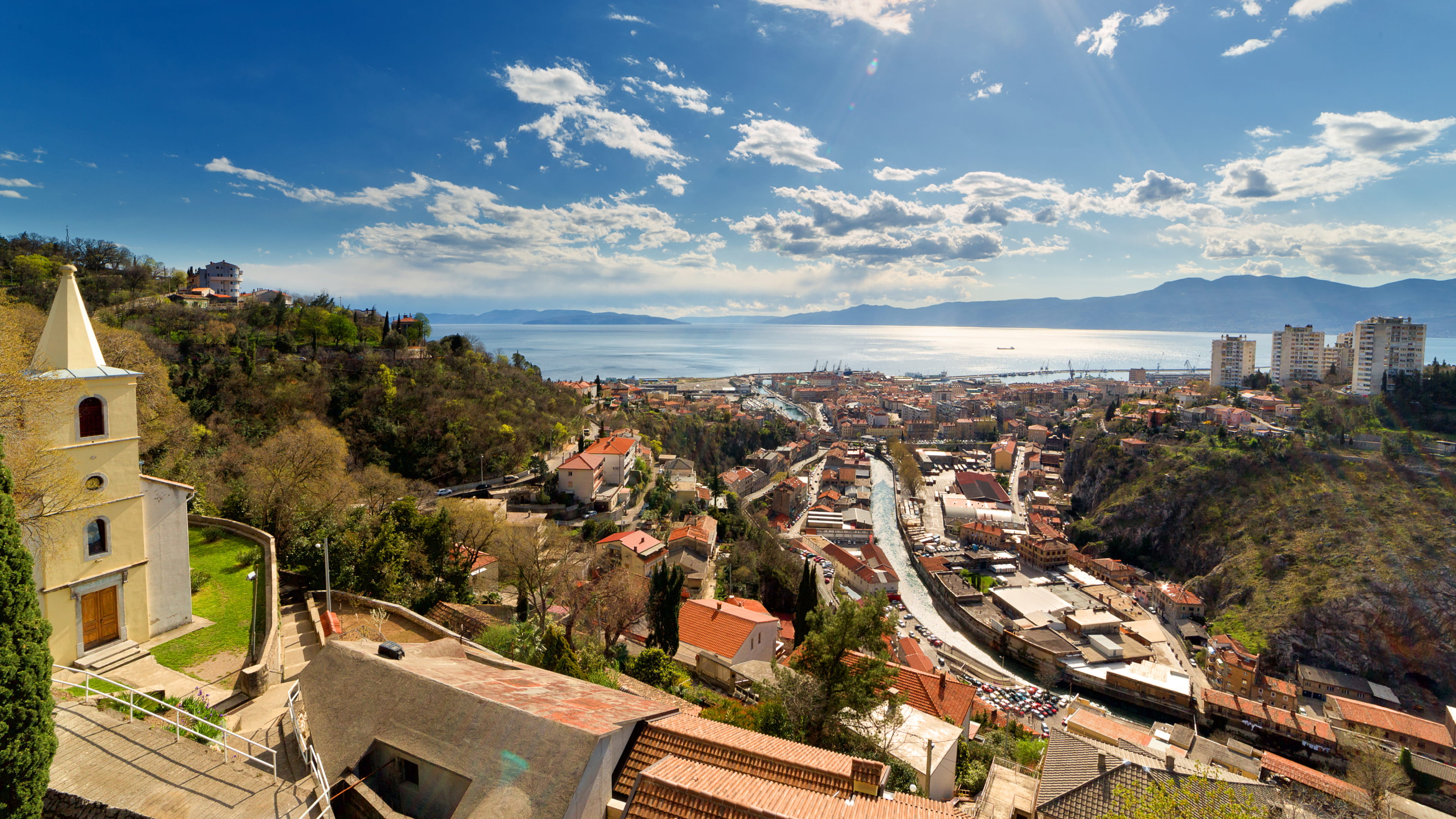 Cheap flights to Rijeka | Plane tickets 2023/2024 | easyJet