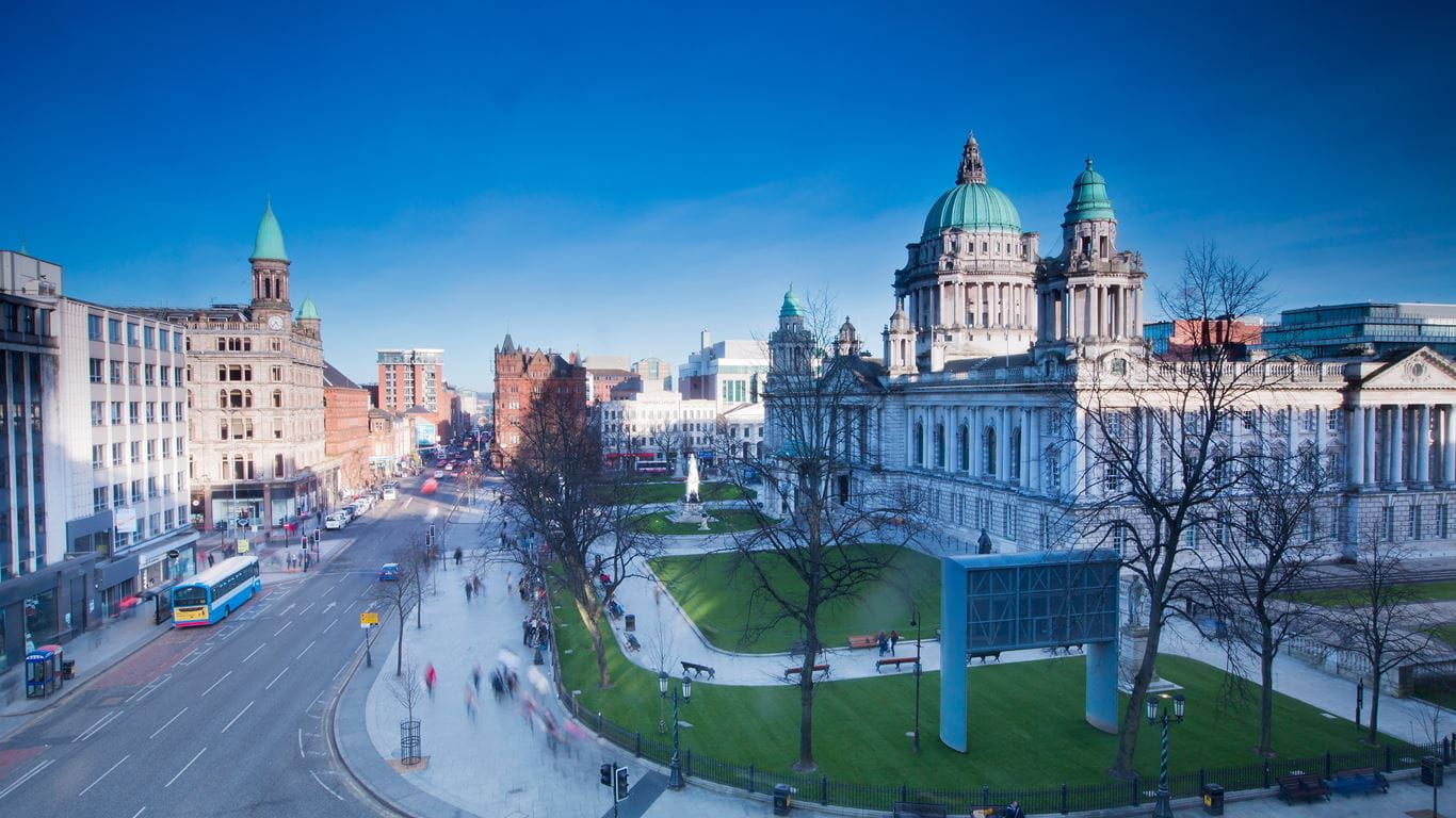 Cheap flights to Belfast | Plane tickets 2026 ️ | easyJet