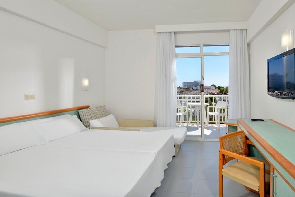 AluaSun Cala Antena Calas De Mallorca | easyJet holidays