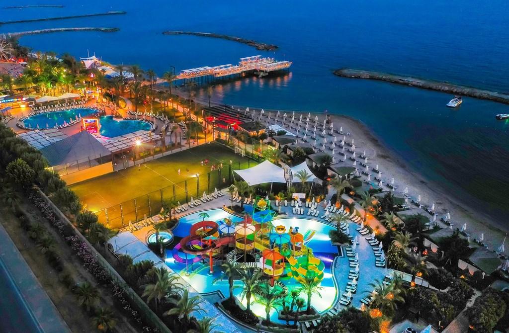 Long Beach Alanya | easyJet holidays