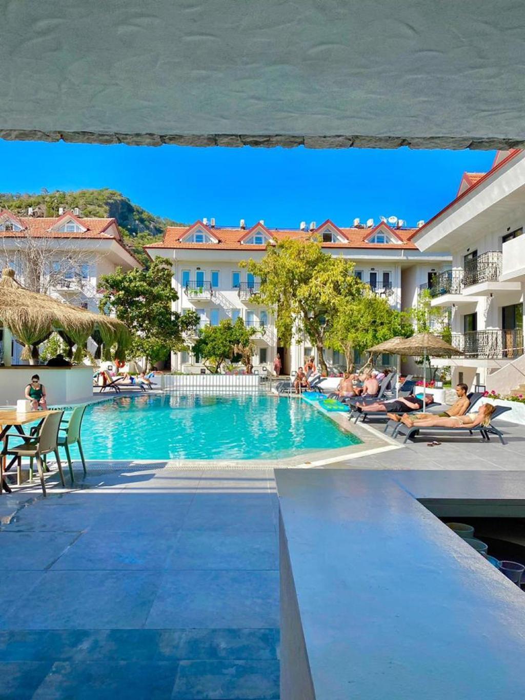 Akdeniz Beach | easyJet