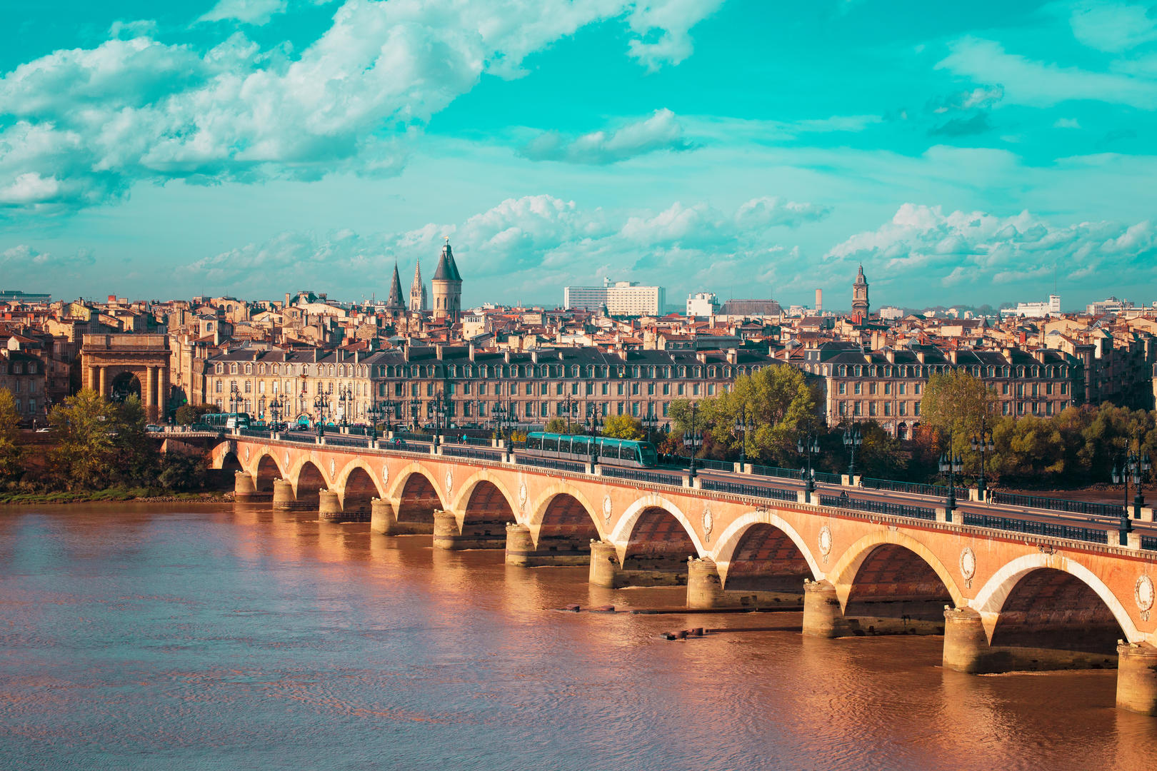 easyJet holidays Big Orange Sale has landed offering up to 200 off